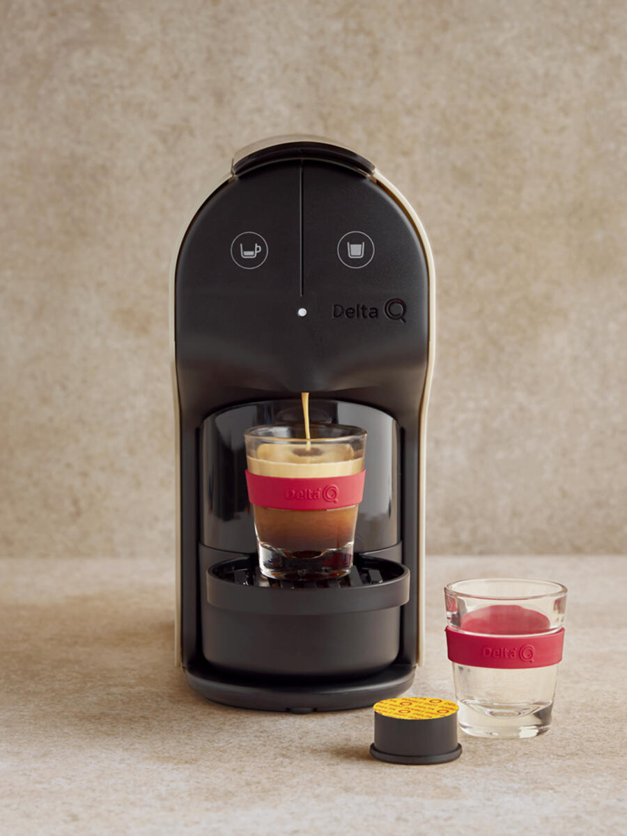 Q coffee store